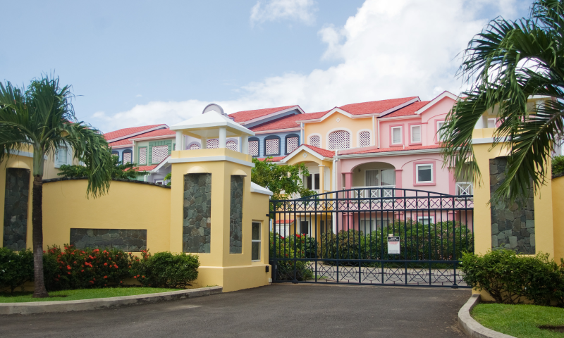 Turing SolarShield | All-in-One Outdoor Remote Solar-Powered Video ...